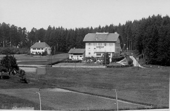 The early history of the Hotel du Golf | Tom Bloomer